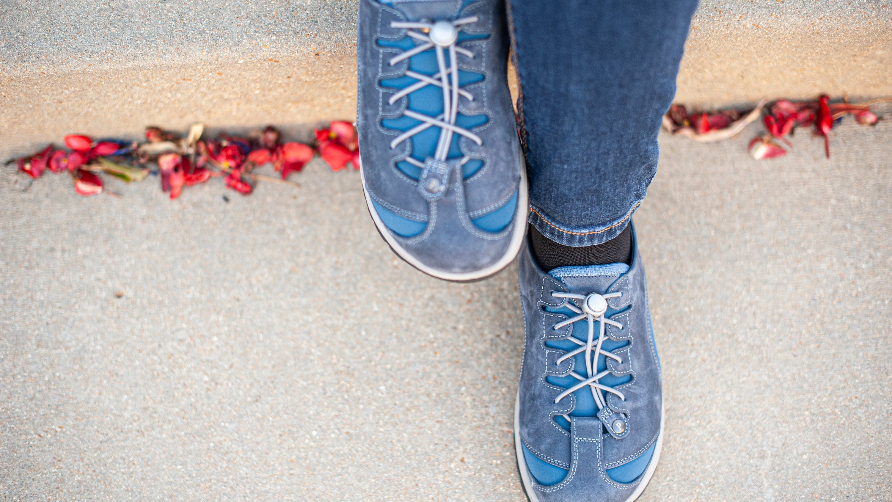 Adjustable Shoes for Swollen Feet, Bunions, Edema & Diabetes – Pandere ...